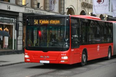 Oslo Airport (OSL) to Fornebu - 7 ways to travel via train, and line 31 bus